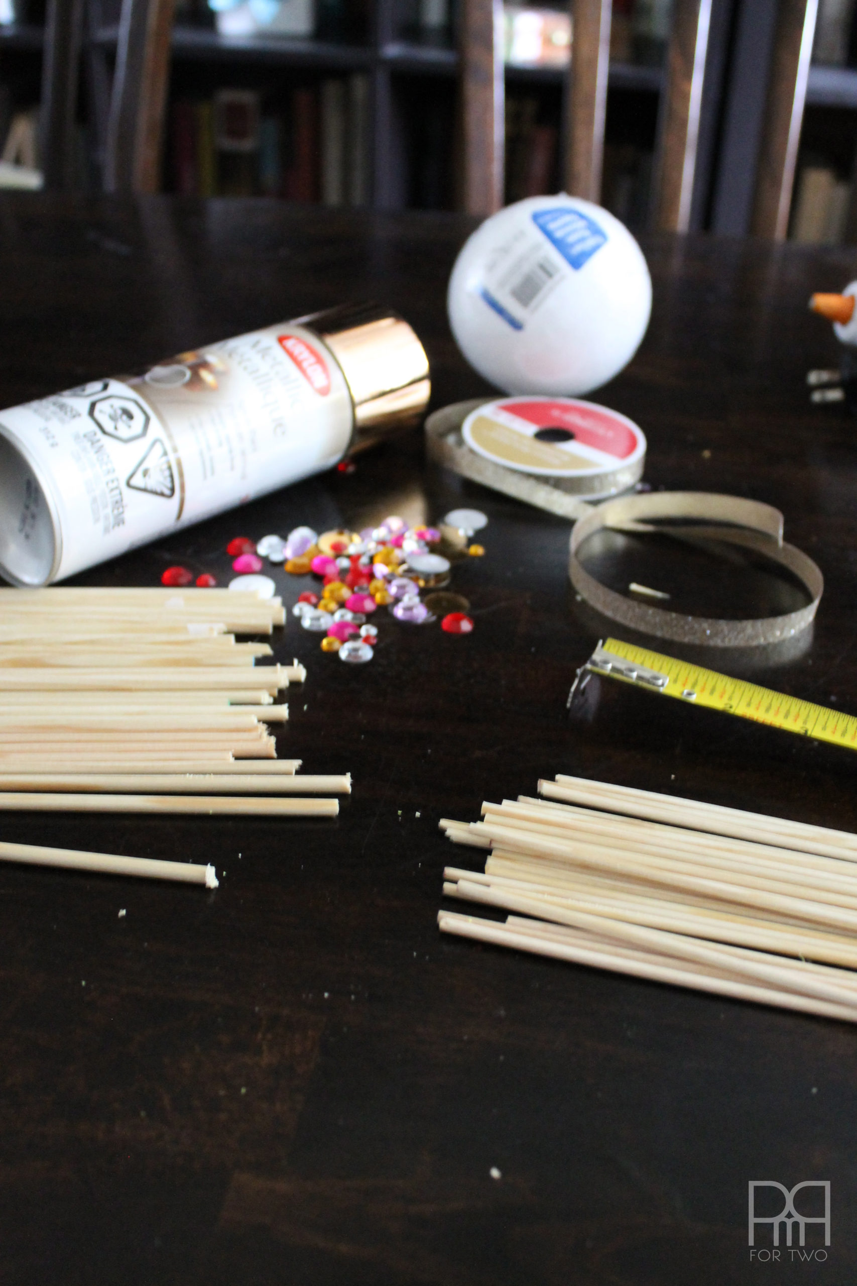 DIY Starburst Wreath