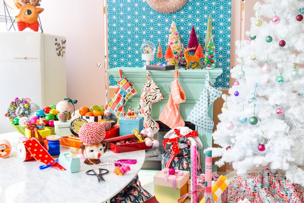 How to Throw a Gift Wrap Party (with a Gift Exchange!) • PMQ for two