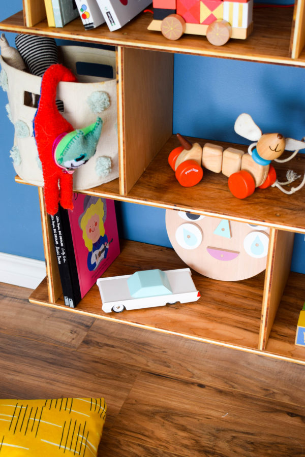 DIY Mid Century Modern Montessori Toy Shelf • PMQ for two