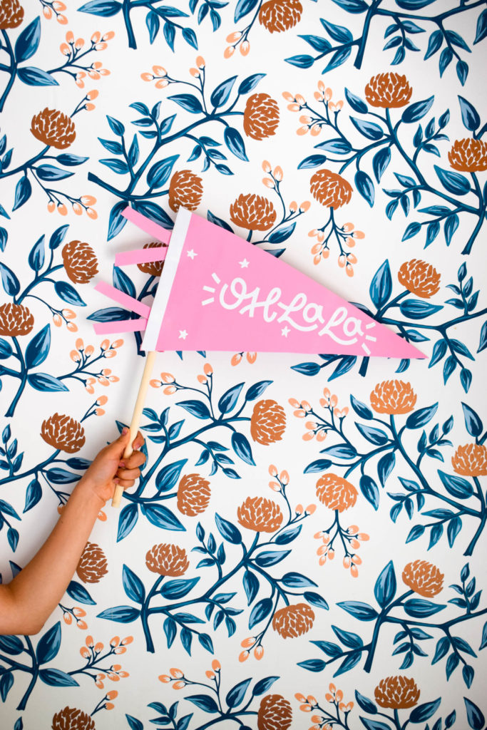 DIY Playhouse Flag • PMQ for two