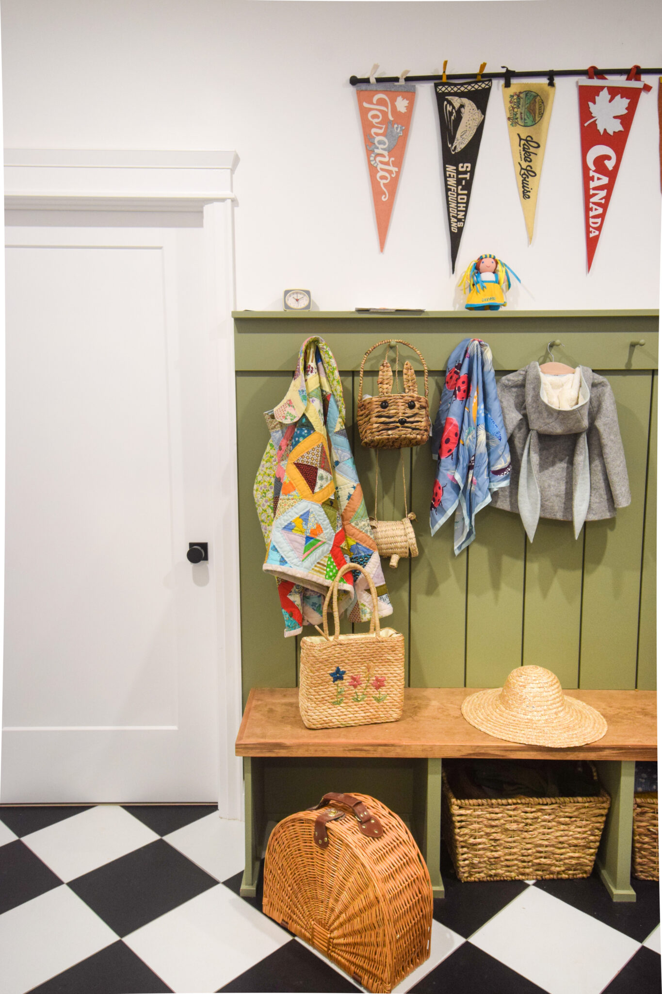 How to pick house finishes when you're building a house • PMQ for two